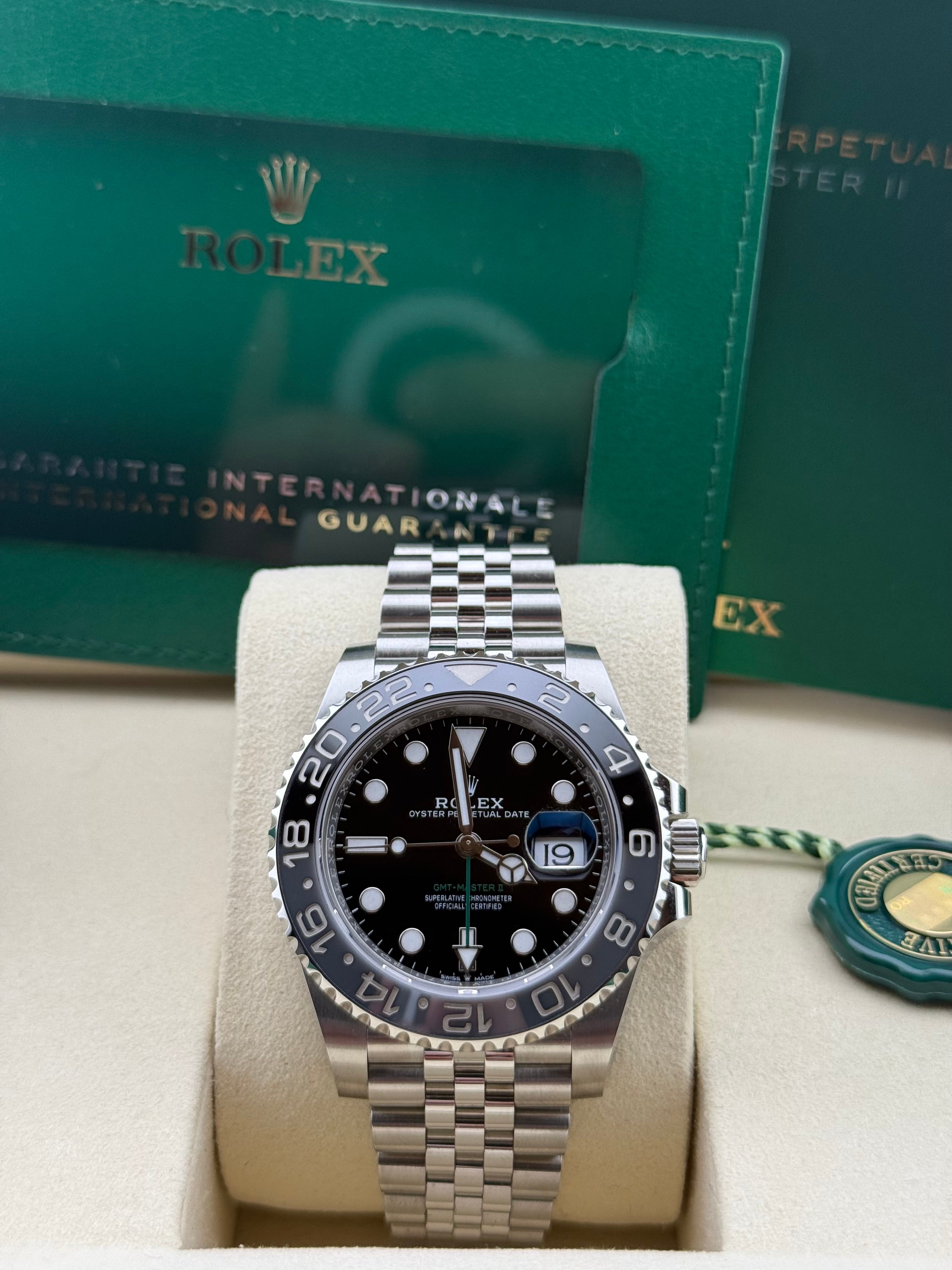 Rolex GMT-Master 2 Bruce Wayne Jubilee 126710GRNR – Watchauren